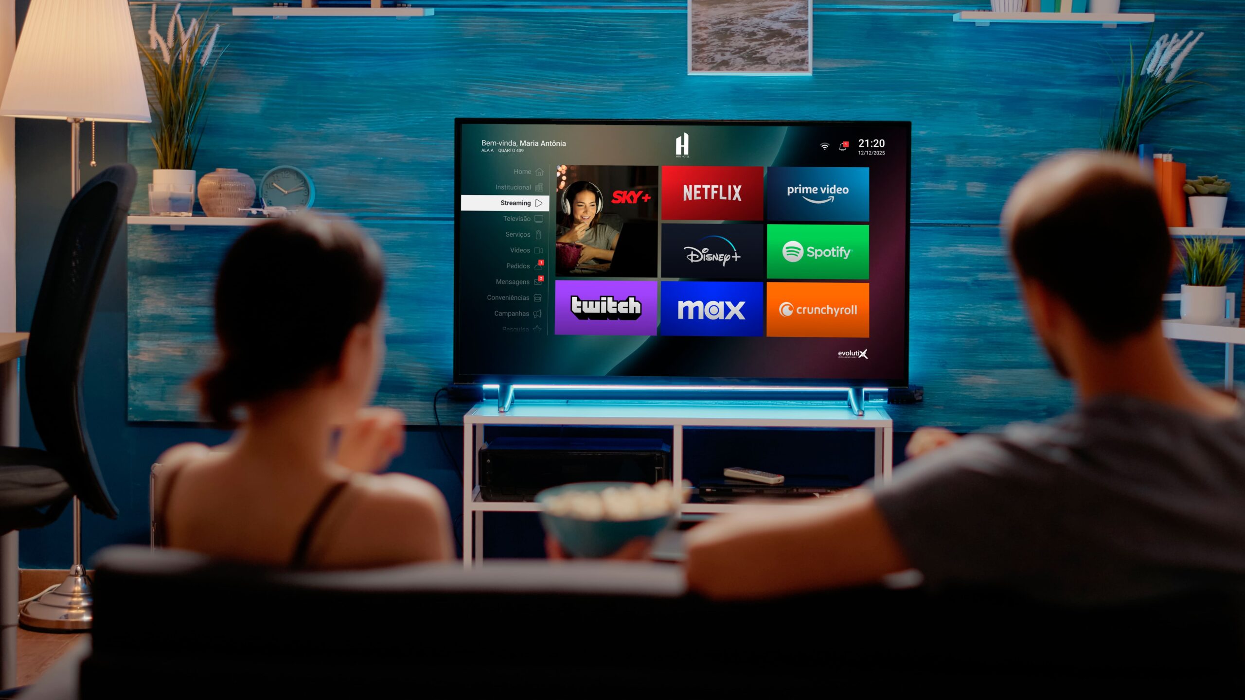 A XperTV é a TV Inteligente mais completa para a sua instituição - Evolutix